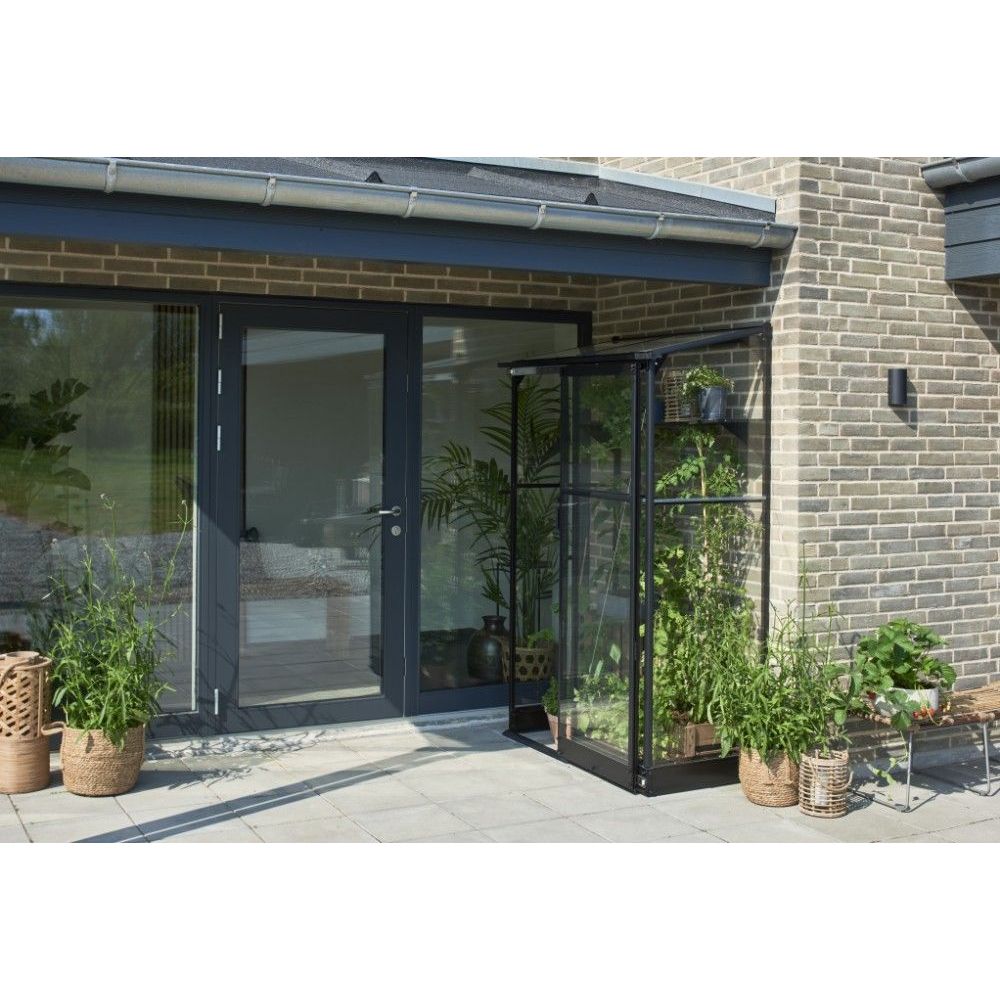 Halls muurkas Qube LT24 - zwart gecoat - Tuinkasdirect.nl